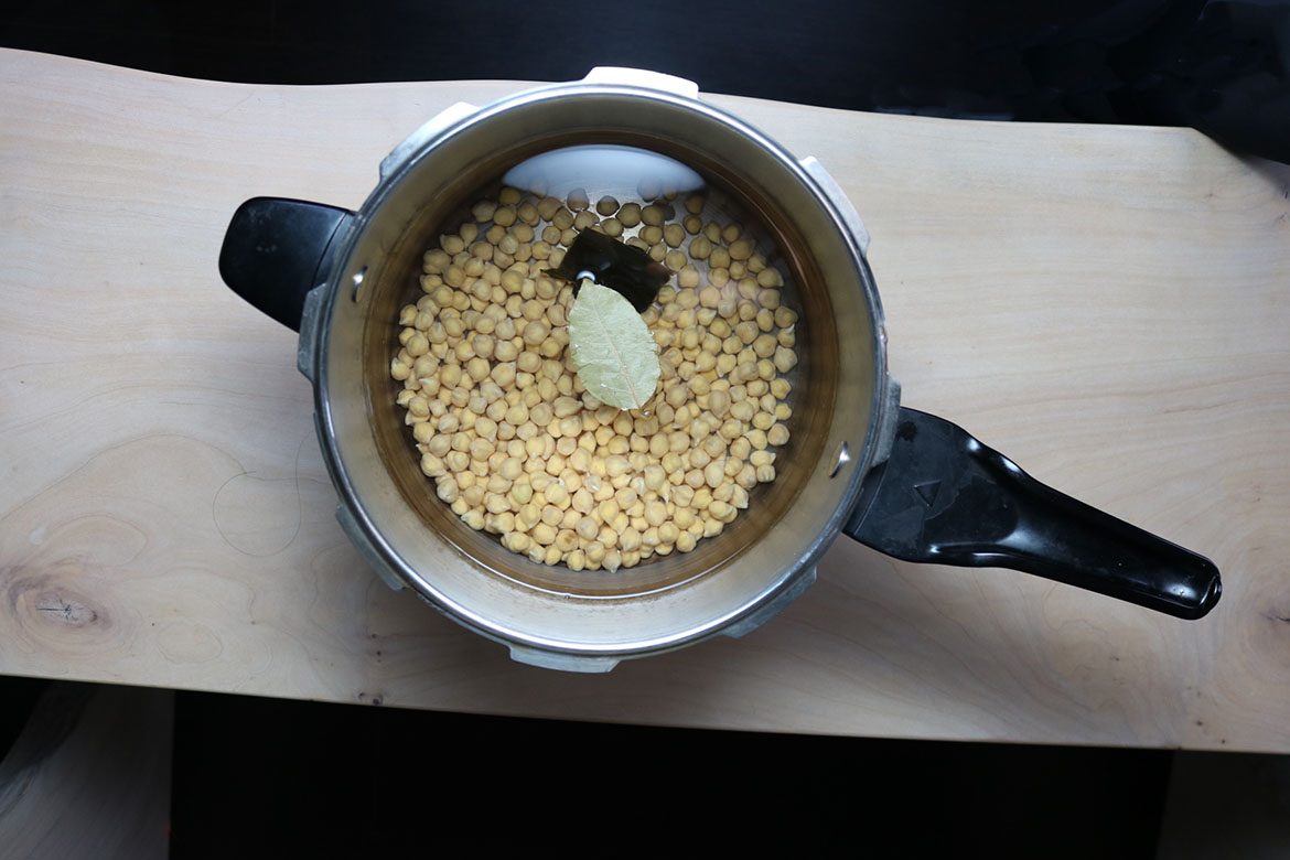 PRESSURE COOKED CHICKPEAS - Tracy Bechtel Wellness
